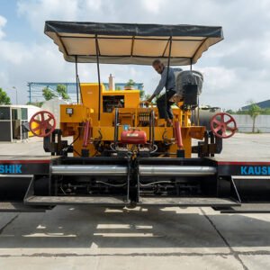 Hydrostatic Mechanical Paver Finisher | Kaushik Eng Works